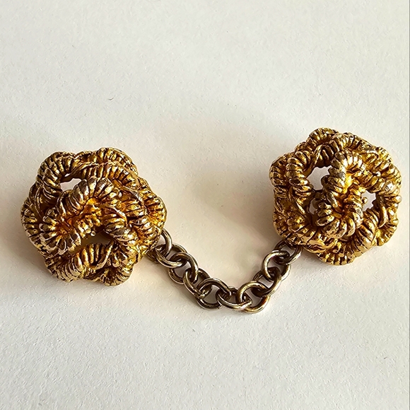 Vintage | Jewelry | Vintage Knot Sweater Keeper Connector Gold Tone ...